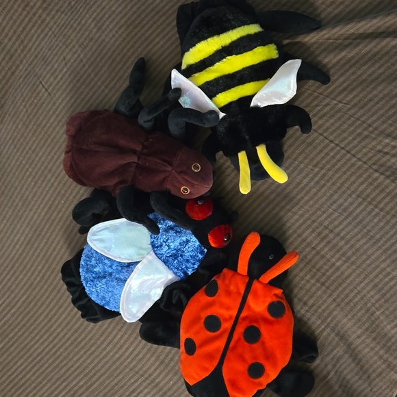 Toys | 4pack Cute Bugs Hand Puppets | Poshmark